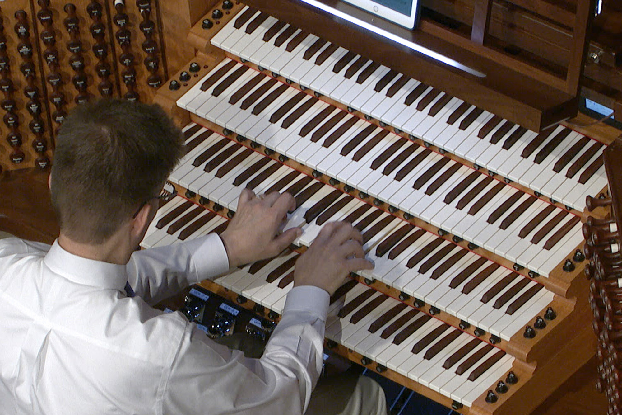 Allen Organ Genisys GX-470 Church Organ